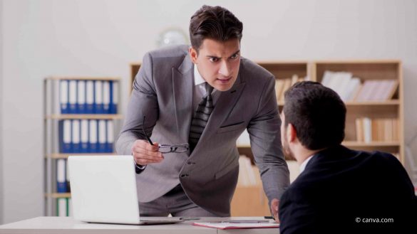 5 Jenis Fraud dan Cara HRD Mengatasi Kecurangan Karyawan - Aplikasi ...