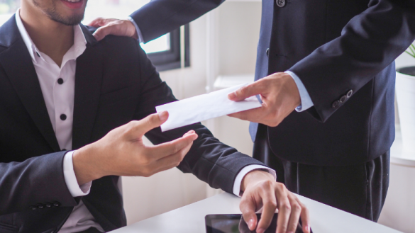 Perbedaan Bonus dan Insentif yang Wajib Anda Ketahui - Aplikasi Absensi ...